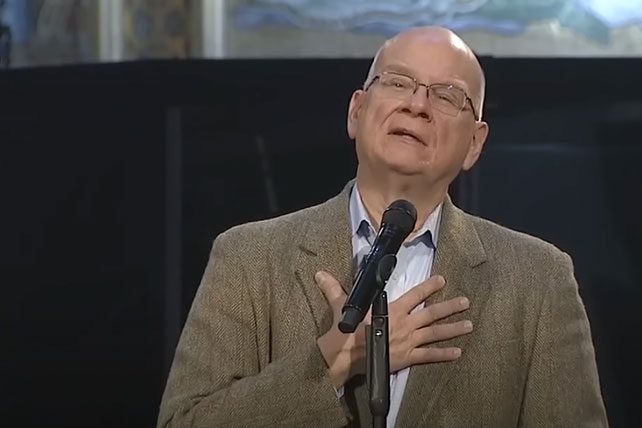 Tim Keller to Step Down as Senior Pastor of Redeemer Presbyterian Church Tim Keller to Step Down as Senior Pastor of Redeemer Presbyterian Church