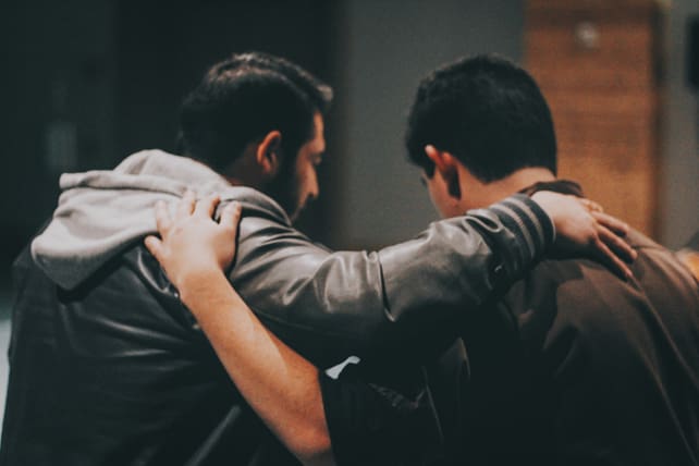 3 Ways To Be a Worship Leader Off Stage