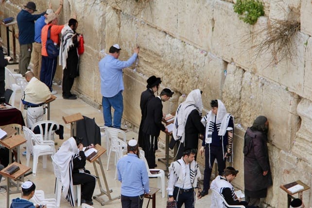 The Posture of Prayer: A Look at How Jews Pray