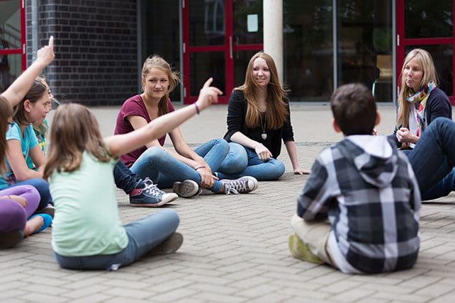 Youth Group Opening Prayer: 11 Ideas for Teen Bible Studies & Gatherings