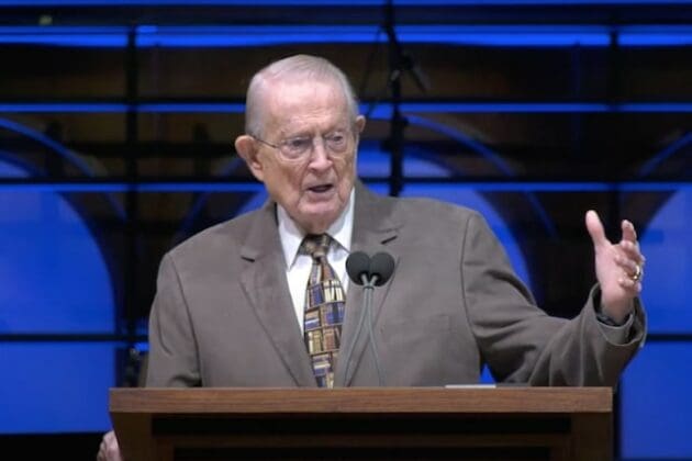 Chuck Swindoll, 89, Moves to Founding Role at Stonebriar; Jonathan ...